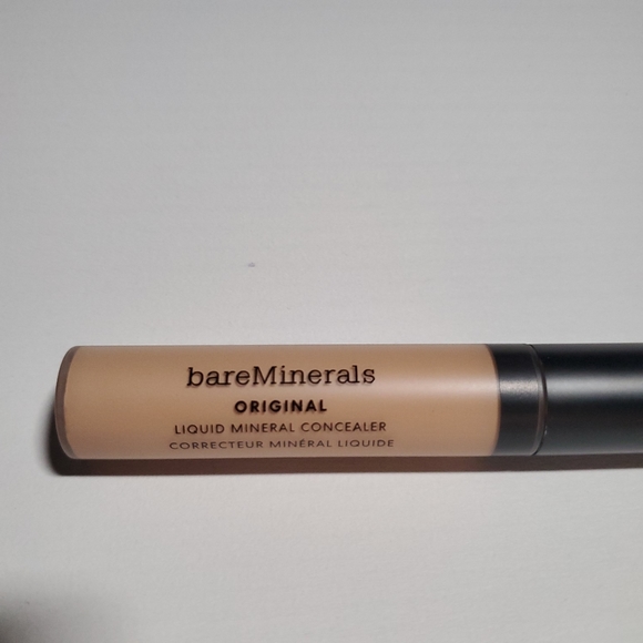 bareMinerals | Makeup | Nwt Bareminerals Original Liquid Mineral ...